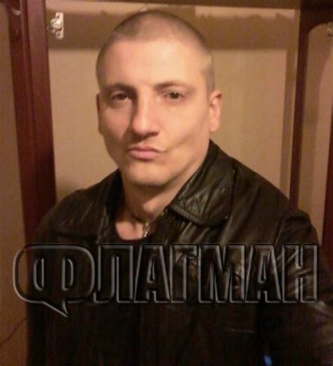 Само във Флагман бг Спецакция в Поморие качулки атакуваха дома на