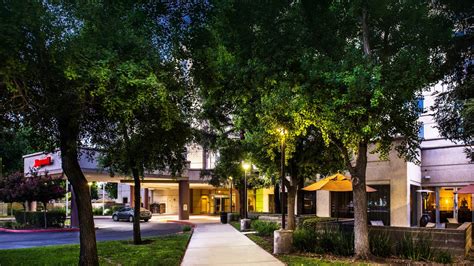 Photos Of Visalia Marriott At The Convention Center