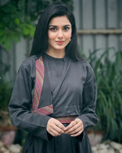 Syeda Tuba Anwar Biography Dramas List Wegreen Entertainment