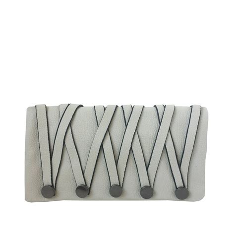 Малка чантичка за през рамо в бяло Магазин за чанти