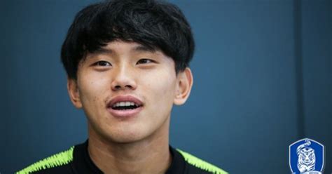 대표팀 첫 발탁 조영욱 처음에는 U 19팀 발탁으로 생각했다 대표팀 첫 발탁 조영욱 처음에는 U 19팀 발탁으로 생각했다