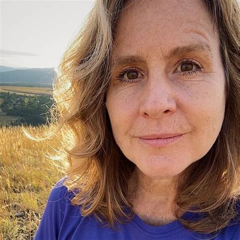Amy Martin Bio