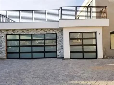 Customized Vertical Bi Fold Garage Dors For Homes Modern Folding Glass