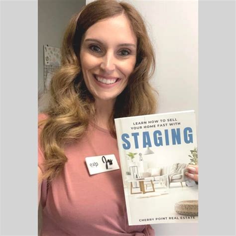 Jessica Cassity Real Estate Agent In