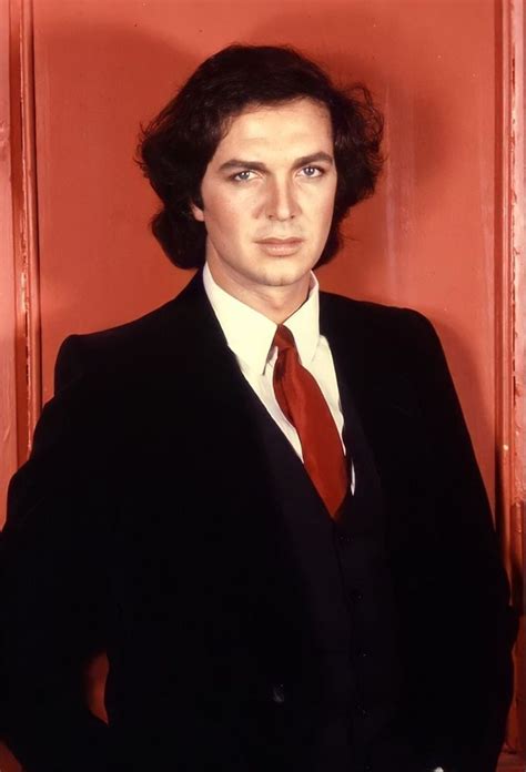 Pin De 🌺 𝓡𝓸𝓬𝓲𝓸 🌺 En Camilo Sesto Amaneciendo 1980 Sesión Fotos