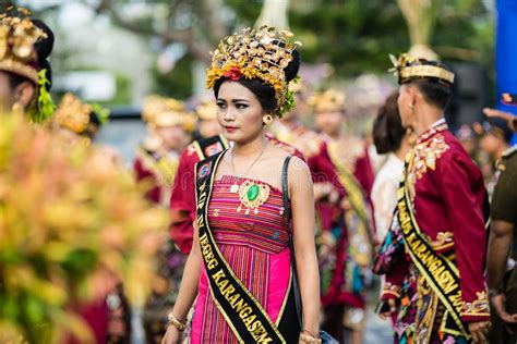 View Of Indonesian Women Wearing Traditional Balinese Dress Editorial