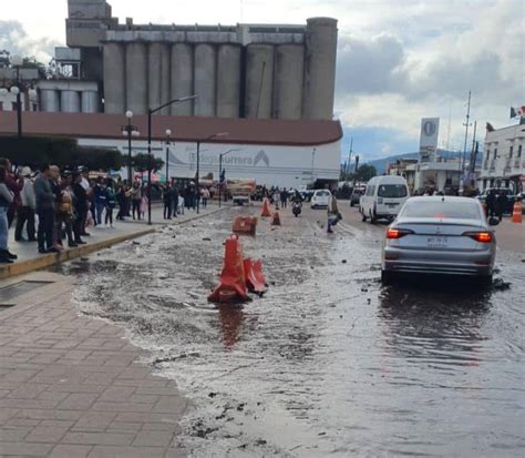 Desbordamiento Del Río En Amecameca La Jornada Estado De México