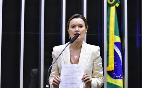 Folha do Estado CCJ da Câmara aprova projeto que proíbe obrigatoriedade vacinal em crianças