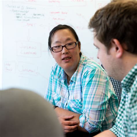 Skills Spotlight Professional Communication Body Language And Visual