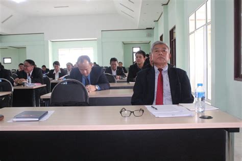 ກອງປະຊຸມສະຫຼຸບຖອດຖອນບົດຮຽນຜູ້ບໍລິຫານ ຄຸ້ມຄອງ ໂຮງຮຽນການເມືອງ ແລະ ການປົກຄອງແຂວງ ນະຄອນຫຼວງ