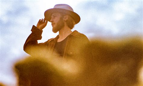 Daniel Aaron Talks About His Relationship With The Ocean Daniel Aaron Talks About His