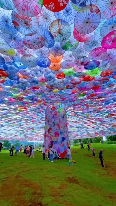 Nİda Mutlu Linkedin‘de Gökyüzünü Gökkuşağına çevirmek Gibi Bir şey