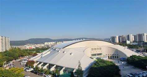 울산 동천체육관 지붕막 교체 전국체전 준비 완료 울산 동천체육관 지붕막 교체 전국체전 준비 완료