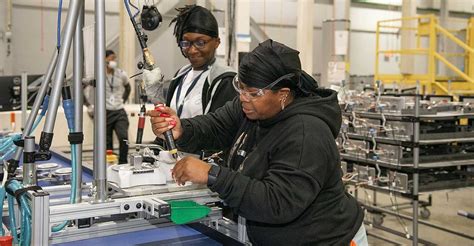 Inside Ge Appliances State Of The Art Dishwasher Assembly Plant Assembly