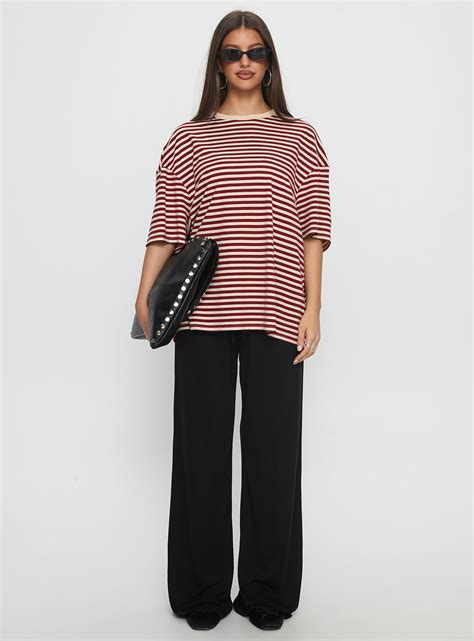 Kieryn Oversized Graphic Top Red Stripe Princess Polly