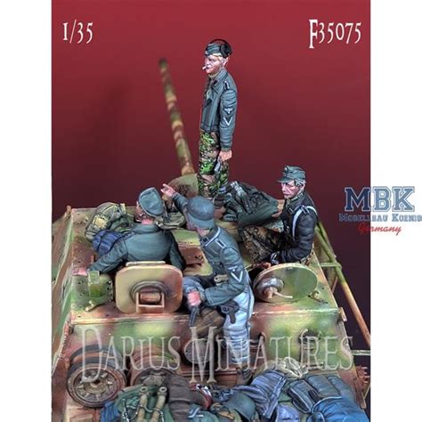 Jagdpanzer Iv L70 Crew And Accessories