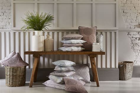 Zinnia Rose Fabric by Prestigious Textiles - Britannia Rose