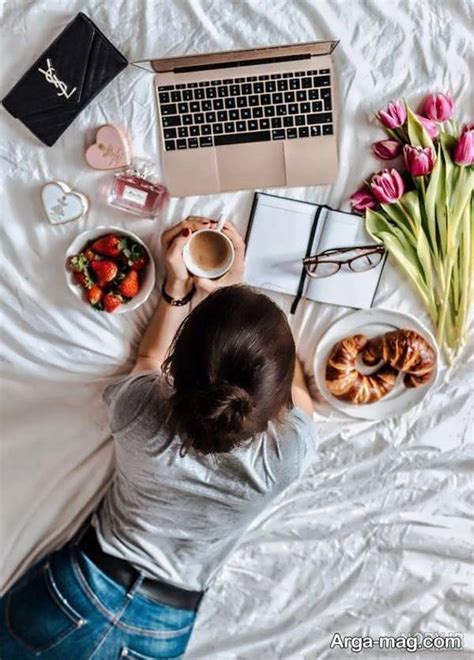 ژست عکس با لپ تاب با انواع ایده های خلاقانه و خاص