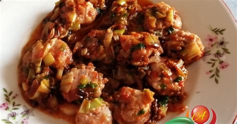 Сурова наденица с праз