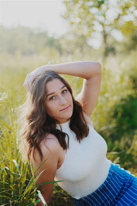 Megan Senior Session Joliet And Plainfield Class Of 2020 — Mackenzie