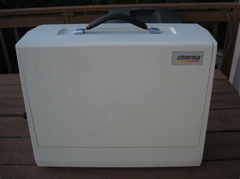 Rare Original 1983 Compaq Portable Computer 8088 Processor 1st Pc Clone