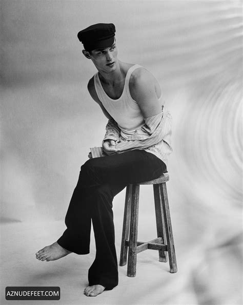 Kit Butler Feet Aznudefeet Men