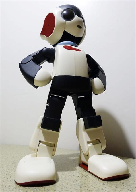 Robi The 2000 Singlish Buildable Robot Hits Singapore Geek Culture