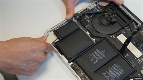 Apple Macbook Pro Battery Replacement At Home Geekscallout Co Uk