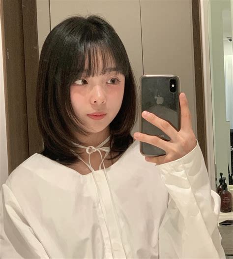 중단발 • 레이어드컷 • 반포미용실ㅣ준오헤어 반포원베일리점 이서 소프트풀뱅 과 잘 어울리는 중단발펌스타일 🫧🤍🩵 층층이 안으로 감기는 스타일이 얼굴형커버에도 예쁜