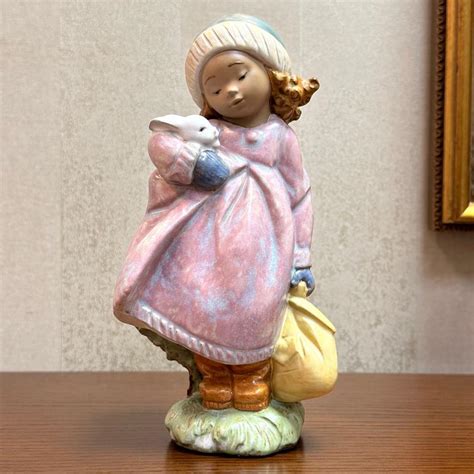 Фарфоровая статуэтка Lladro «зайка обнимайка — цена 5000 грн в каталоге Статуэтки Купить