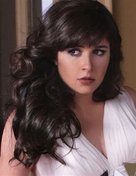 ياسمين عبد العزيز بفستان زفاف في أحدث جلسة تصوير صور مصراوى