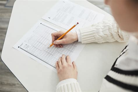 Guida Per Principianti Sugli Auricolari Spia Per Esami Pingaoculto