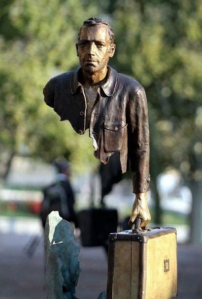 The Worlds Top 10 Most Amazing Broken Style Statues Paperblog