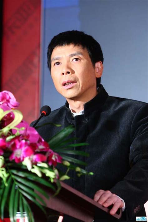 冯小刚（中国内地男导演、编剧、演员）百度百科