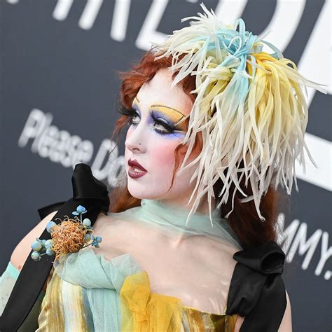 Chappell Roan Dedicates Her Brit Award To Trans Artists Sex Workers And Sinead Oconnor