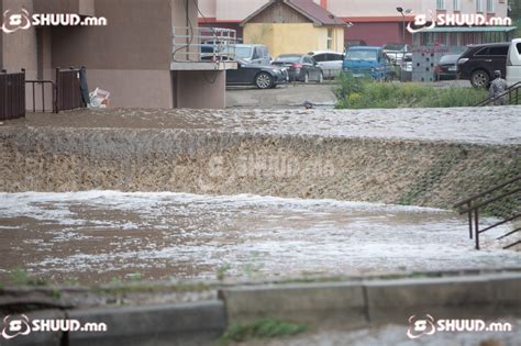 Х Нямбаатар Сэлбэ голын лаг хагшаасыг цэвэрлэж хэрэгцээтэй газруудад бетонон далан хийх хэрэгтэй