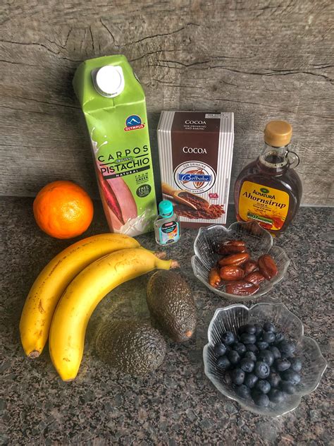 Веган шоколадов мус с авокадо и банан 🥑