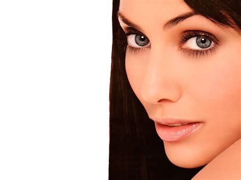 Natalie Imbruglia Sexy Wallpaper Images