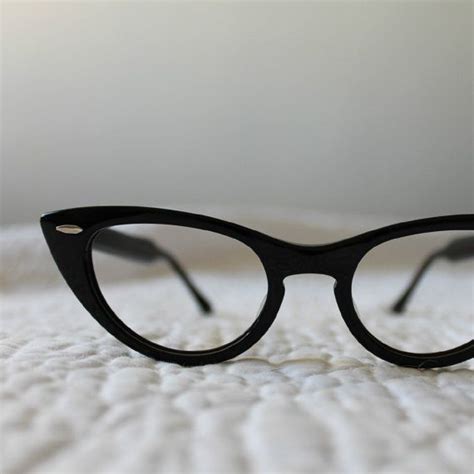 Vintage Cat Eye Black Classic Cat Eye Sunglasses