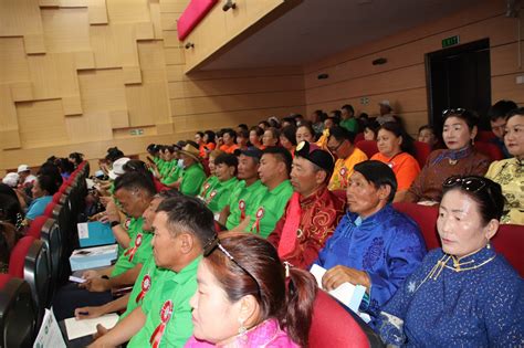 Хөдөө аж ахуйн хоршоологчдын үндэсний холбооны 30 жилийн ойн хүрээнд Хоршоолсон хэлбэрээр төгс