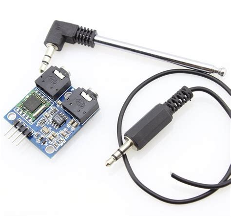 TEA5767 FM Stereo Radio Module With Tie Rod Antenna Hacktronics
