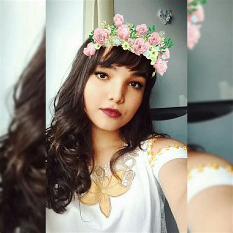 Larissa Youtube