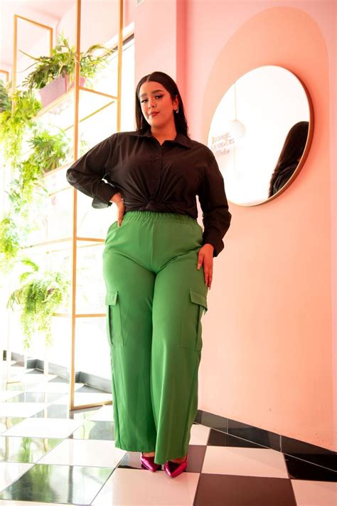 Pantalón Cargo Con Bolsas Pantalones Cargo Pantalones Outfit