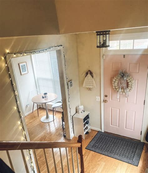 Command Light Clips Make Holiday Decorating So Easy Review Apartment Therapy