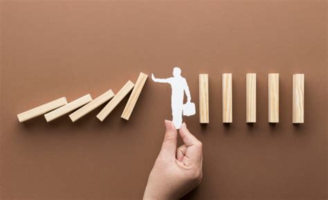 Khủng hoảng kinh tế và những tác động của nó tới thị trường Việt Nam