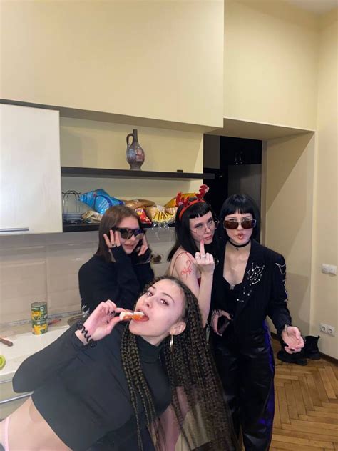 юля настя лера арина