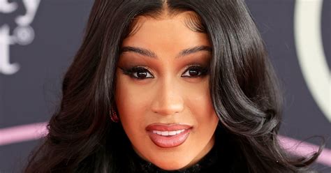 Cardi Bs “washed Denim” Eyeshadow See Photos Popsugar Beauty