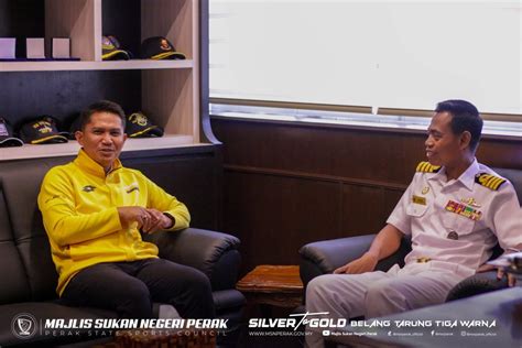 Kunjungan Hormat Tuan Haji Mazlan Bin Mohamad Pengarah Majlis Sukan