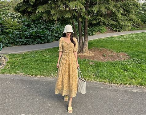 리리앤코 러브유얼 쉬폰 플라워 투웨이 스모크 롱 원피스