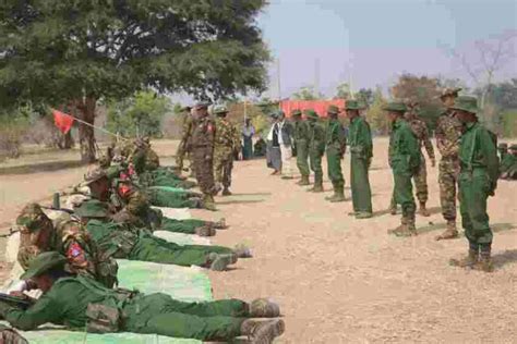 တောင်တွင်းကြီးမြို့နယ်တွင် ပျူစောထီးအဖွဲ့ဝင်ရန် စုဆောင်းနေသူ ဆန်းဝင်း ပစ်ခတ်ခံရပြီးသေဆုံး Khit